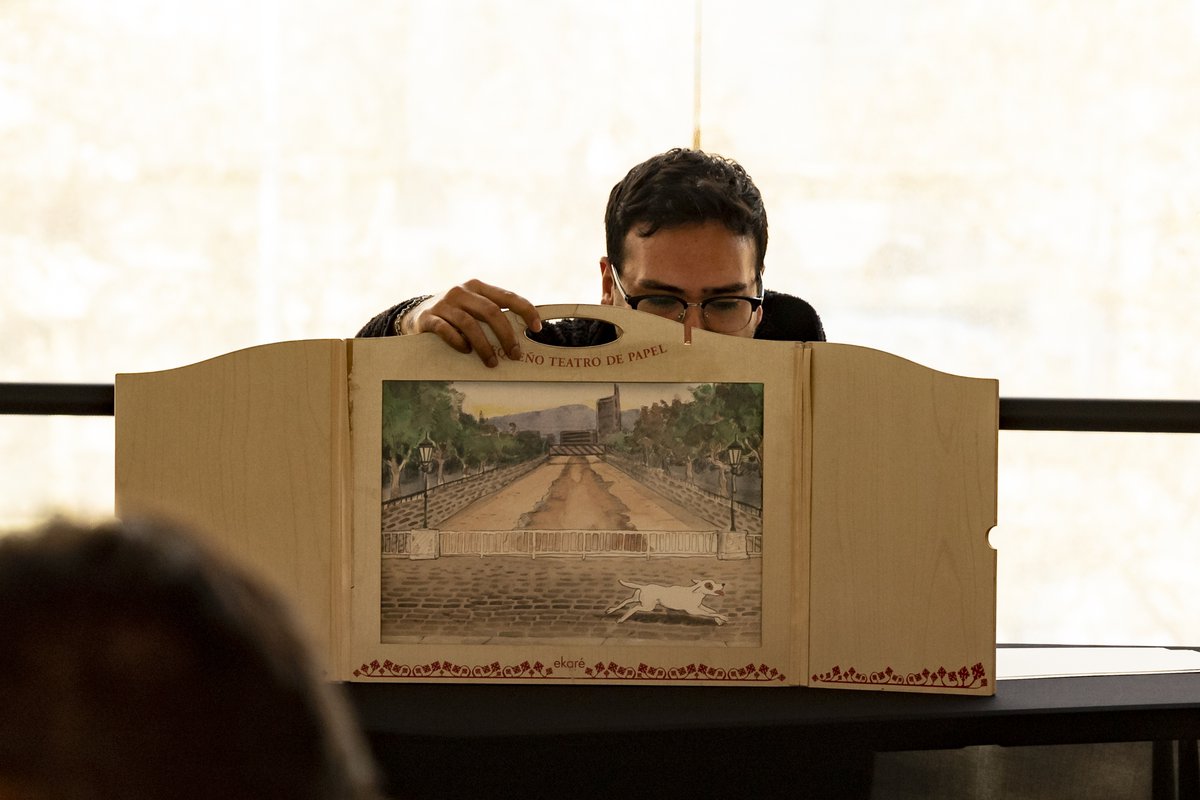 Lecturas en teatro de papel | Centro Gabriela Mistral